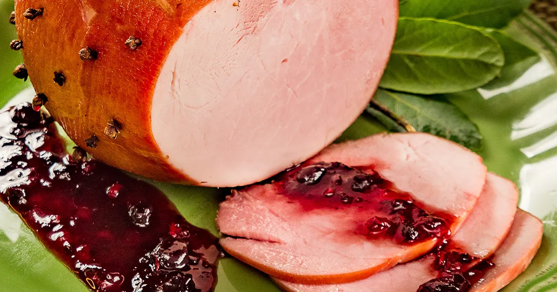 Sadia - Mini Tender Sadia com Geleia de Jabuticaba Picante e Purê com ...